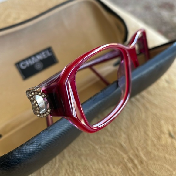 CHANEL | Accessories | Vintage Chanel Are Glass Frames No Lenses ...